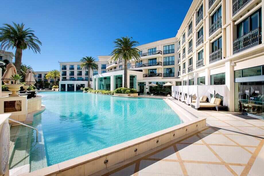 10 Top Australian Hotels | Luxury Stays | Top Oz Tours